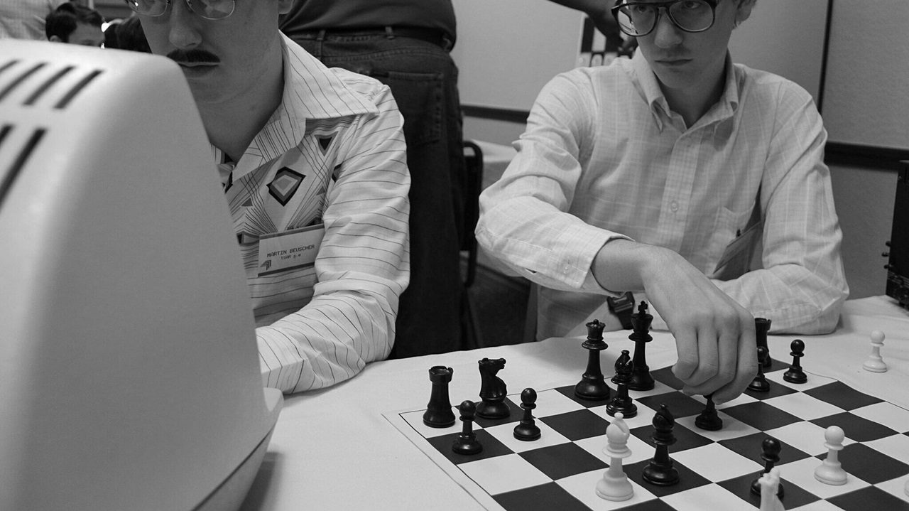 عدد شانون | عددی در ریاضیات شطرنج کامپیوتری برای تعداد حرکات قابل انجام